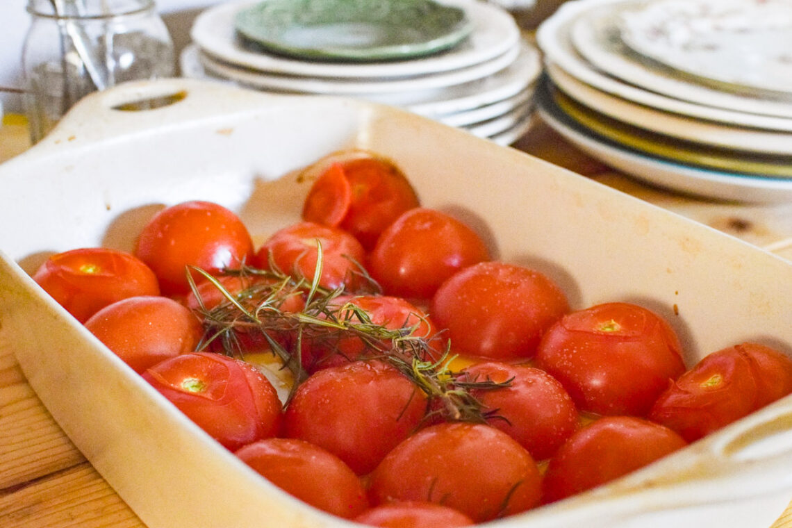 How To Preserve Tomatoes in Olive Oil - A Quaint Life