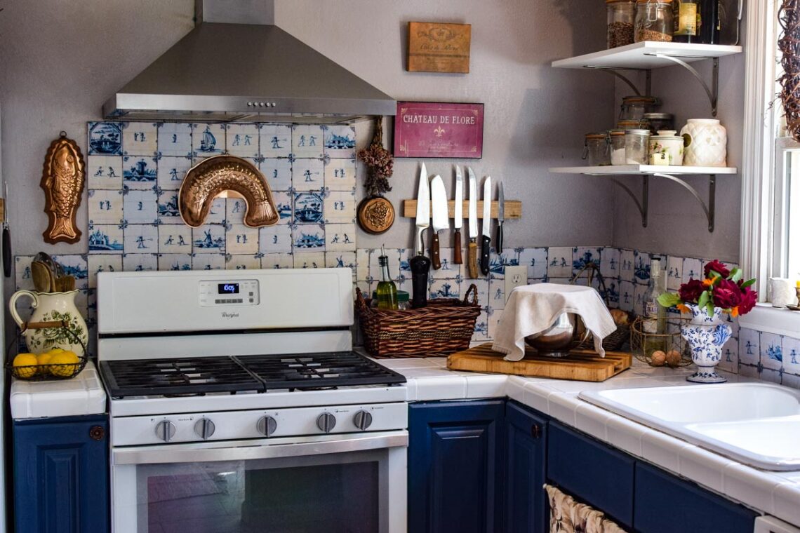 9 Ways To Create Old World Charm [That Work] - A Quaint Life