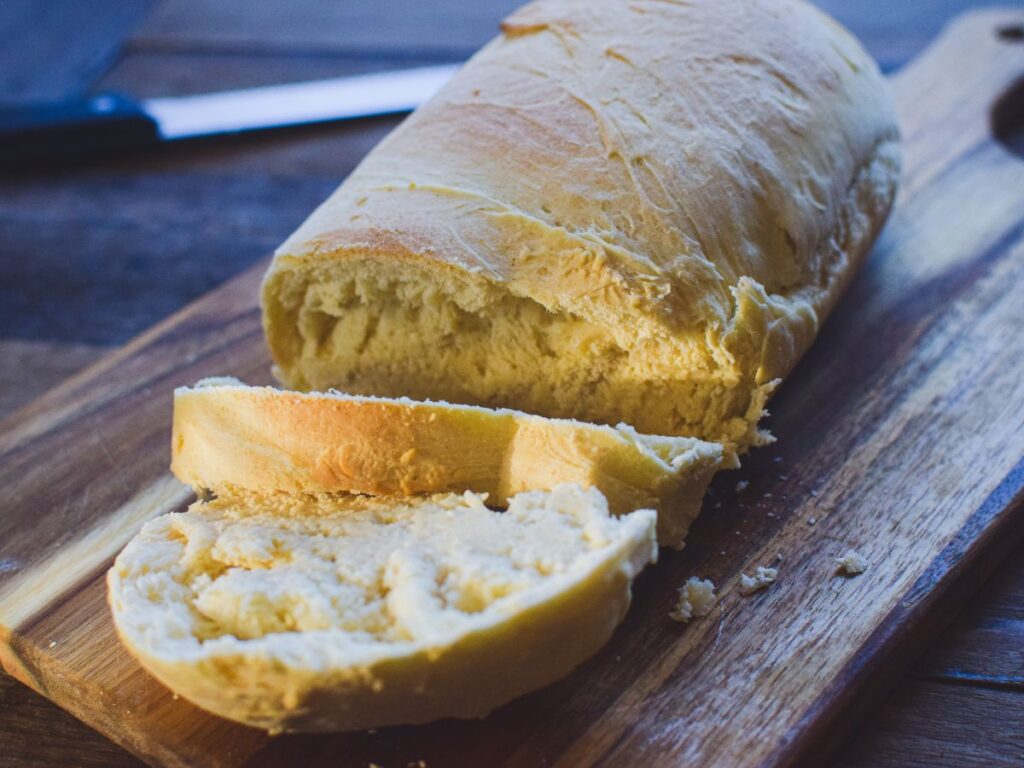 Sliceable White Bread - A Quaint Life