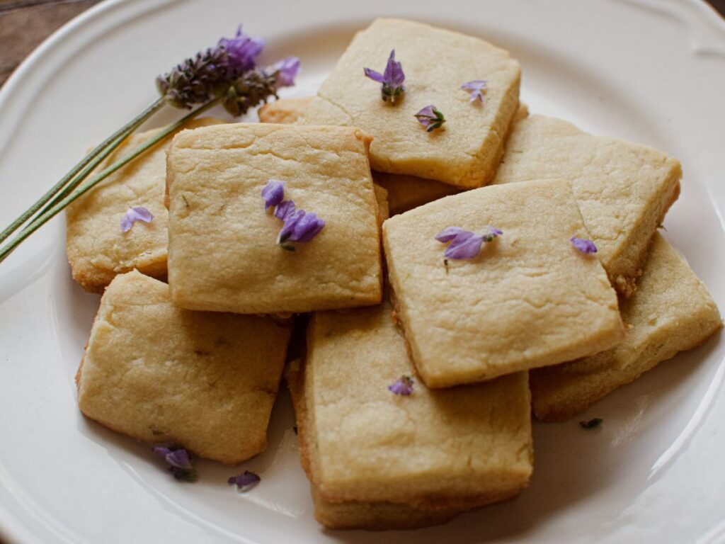 French Lavender Shortbread Cookies - A Quaint Life
