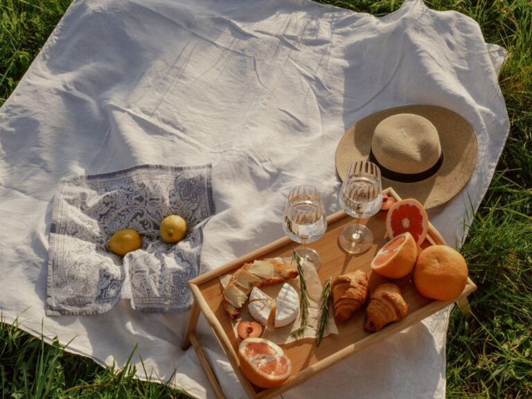 8 Tips For The Perfect Picnic [For Optimal Fun] - A Quaint Life