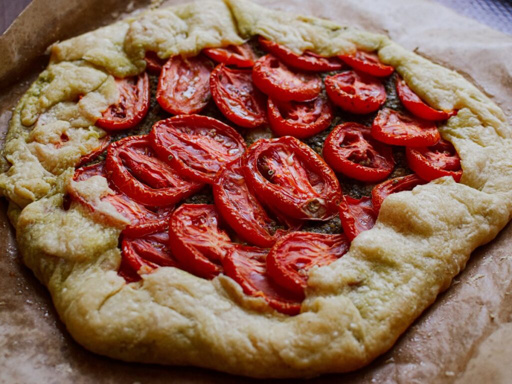 Rustic Tomato Pesto Tart with an Easy Crust Recipe - A Quaint Life